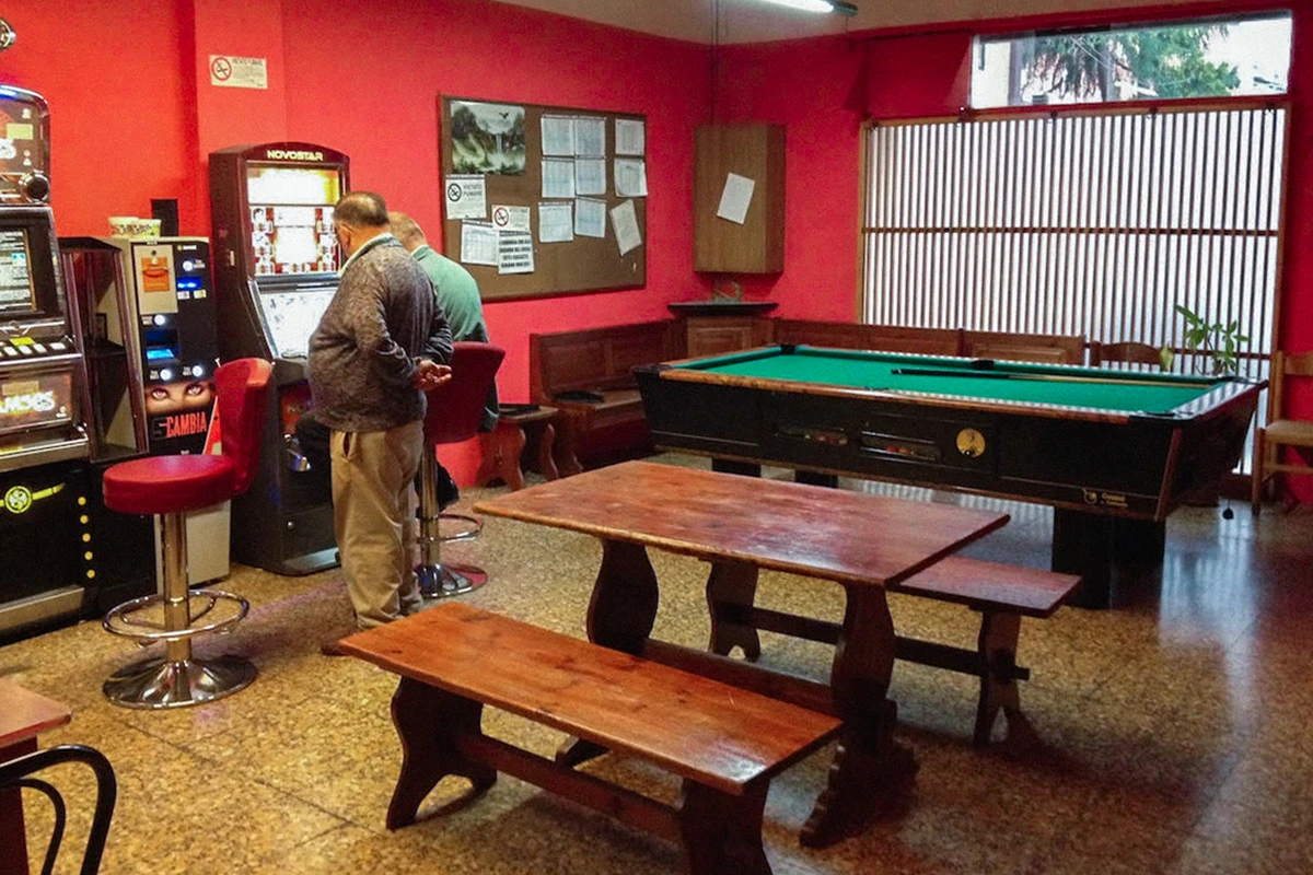 Chinese Espresso: how migration from China changed the face of Italian bars